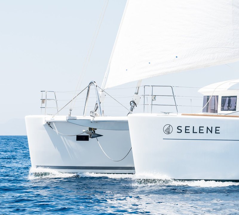SELENE Yacht Charter Details, Lagoon | CHARTERWORLD Luxury Superyachts